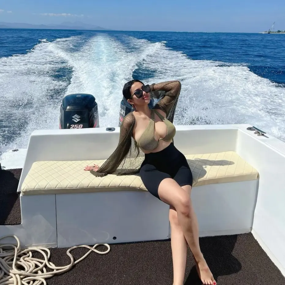 Gabung galeri Bos Amel yuk