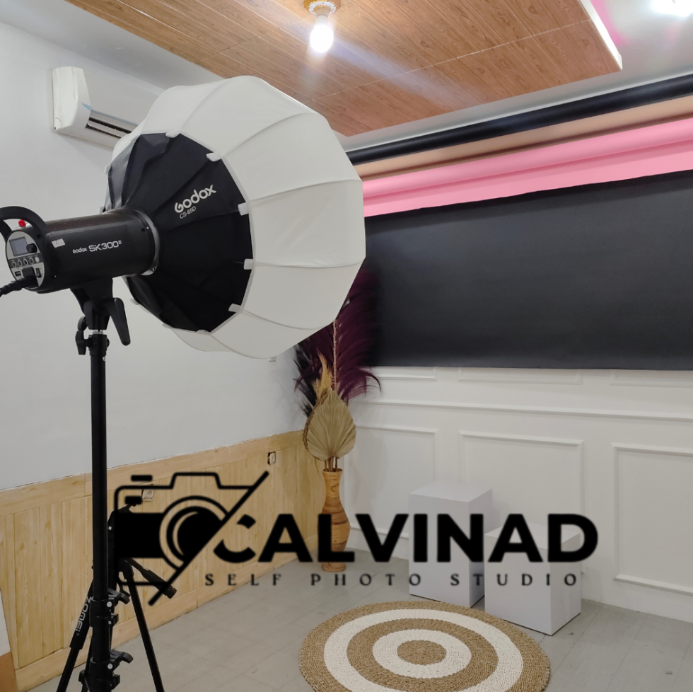 Calvinad Self Photo Studio