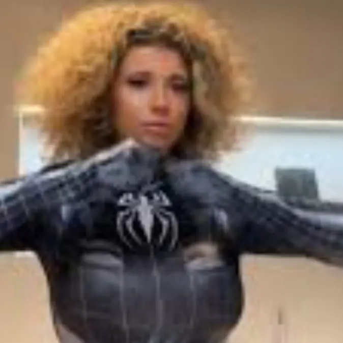 {Clip 18+} Yololary spiderman suit video